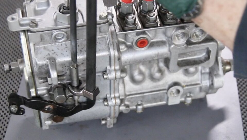 How to Adjust Engine Idle Speed?